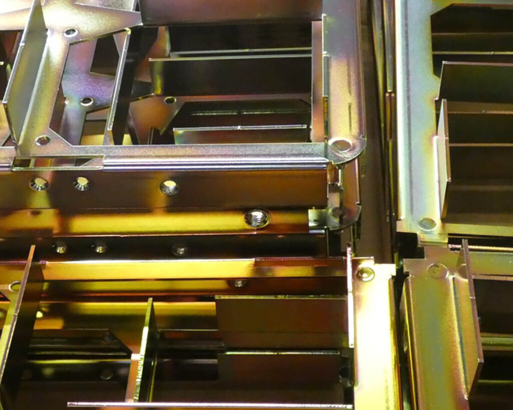 Trivalent Thick Film Passivation - Diamond Metal Finishing